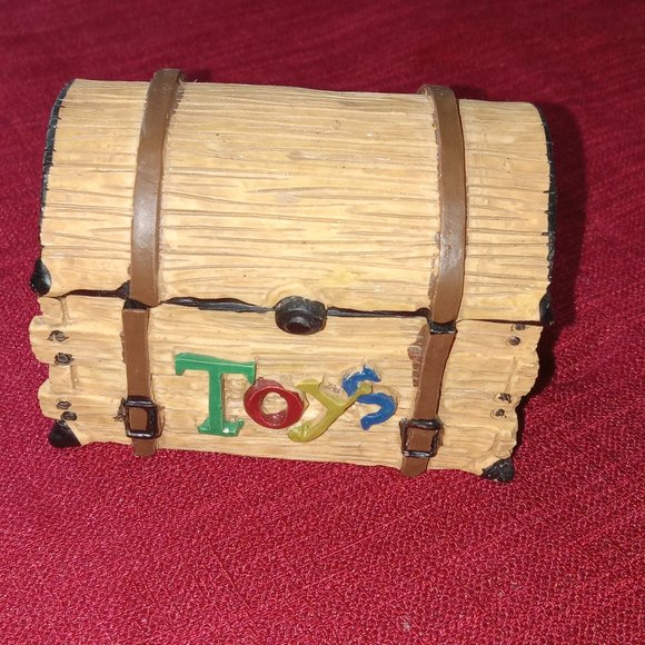 Accents | Vintage Hinged Boxes With Tiny Trinkets Collectibles | Poshmark